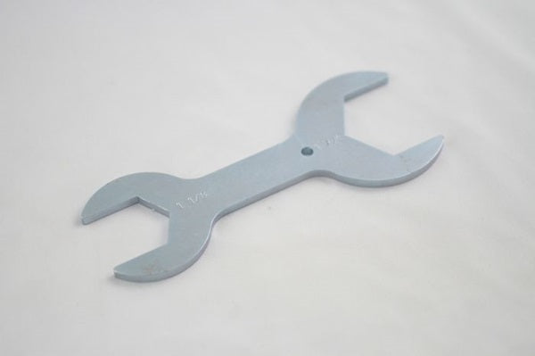 Bonnet and CO2 Nut Wrench, 1 1/8" x 1 5/16" — Midwest Beverage